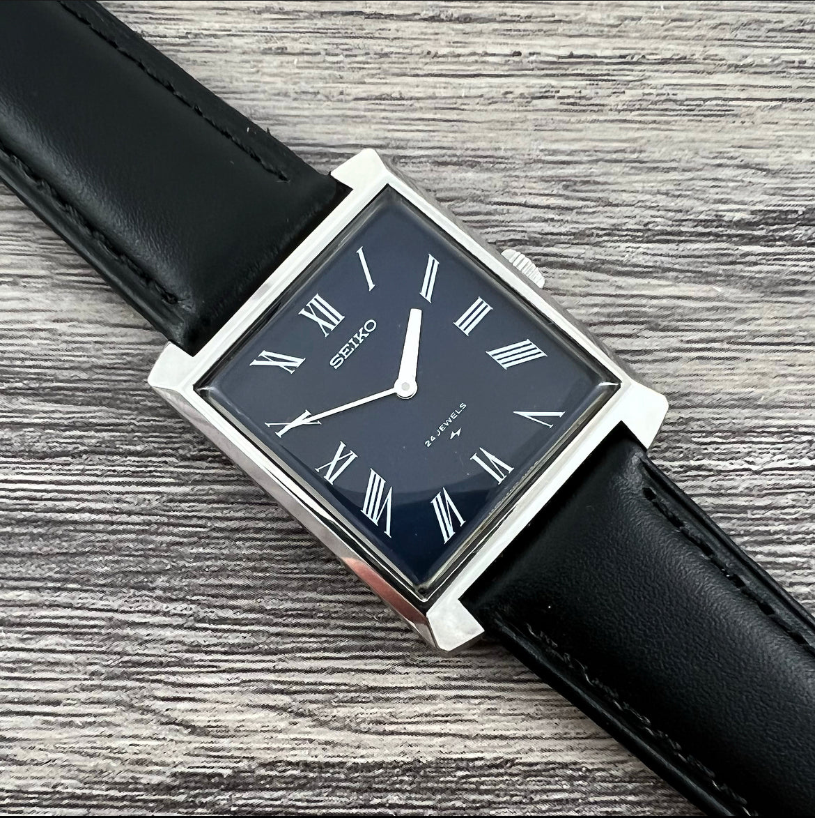 1970 Seiko ‘Tank’ 2559-3030 (Manual Wind) – Mornington Watches