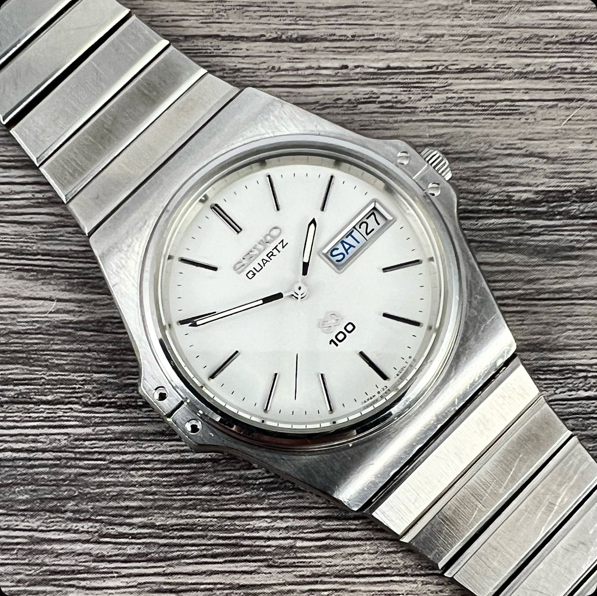 1982 Seiko SQ 100 8123-6000 ‘Nautilus’ Quartz – Mornington Watches
