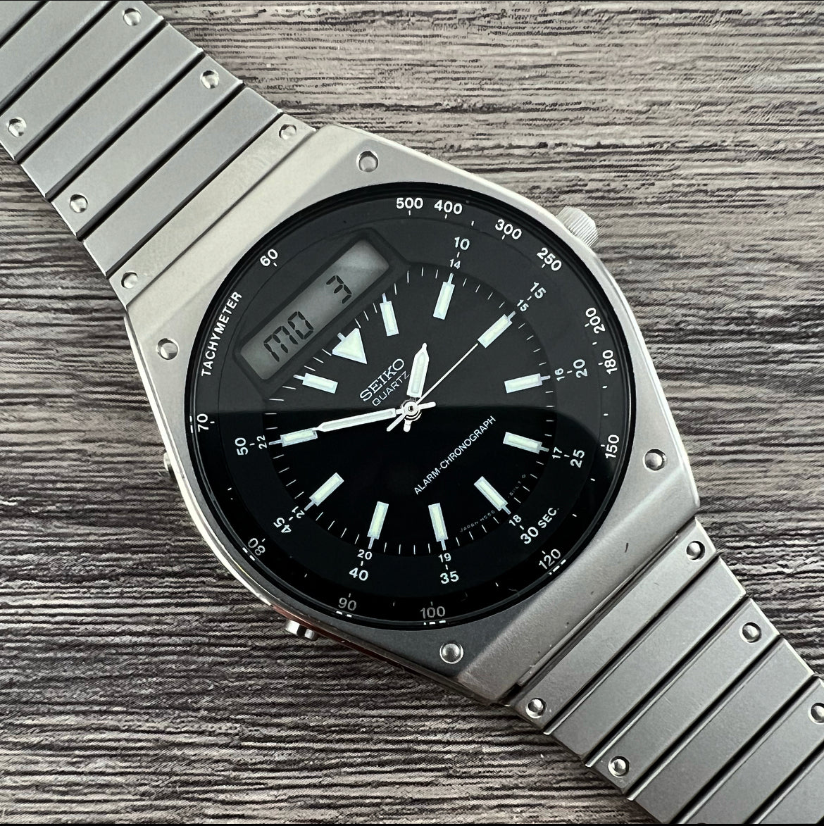 1982 Seiko SQ H556-5050 ‘Aliens Burke’ Quartz Alarm Chronograph ...